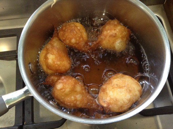 Historic baking – Spanish puffs – West Sussex Record Office